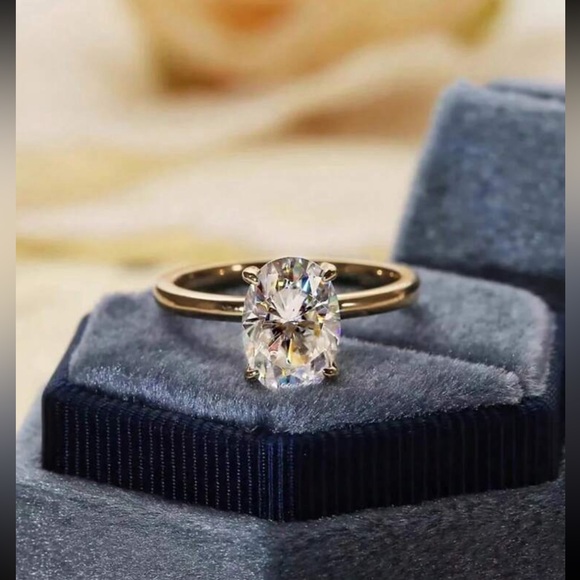 SHEIN | Jewelry | 2ct Sparkle Oval Gold Ring | Poshmark